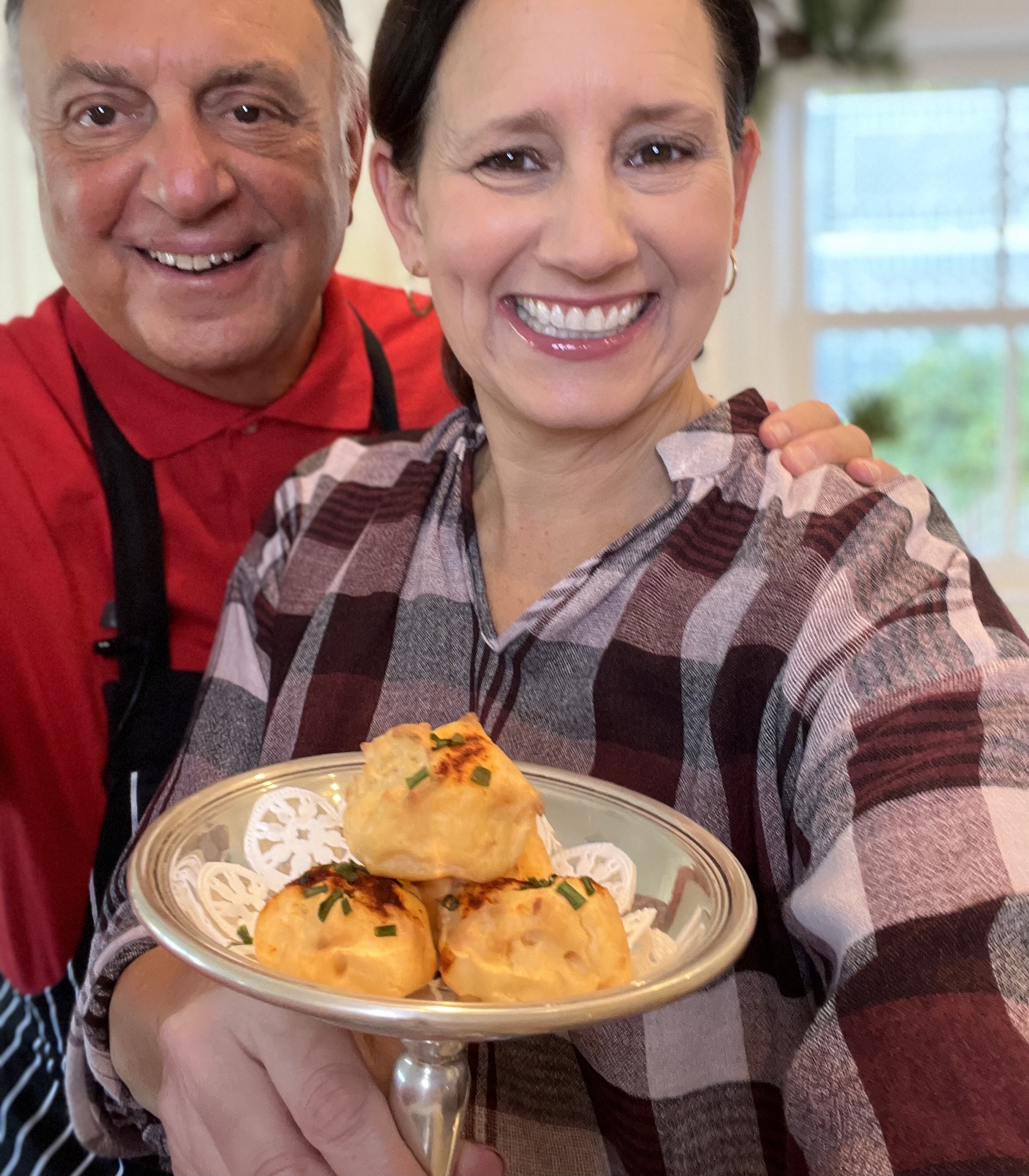 Entertaining With Beth! – Joe Ruggiero at Home